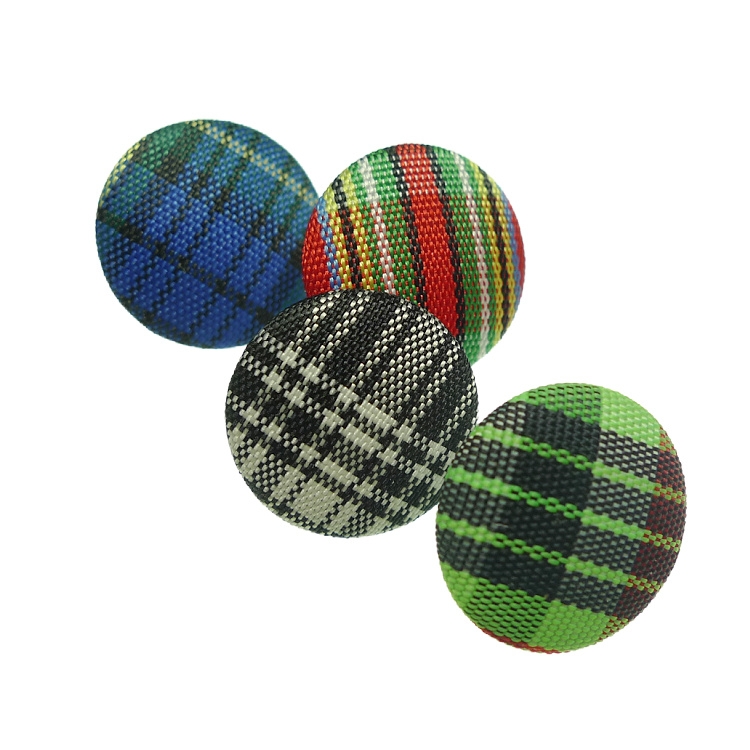 Stoffknapper ruter | Perlehuset nettbutikk alt i knapper, garn, perler ...