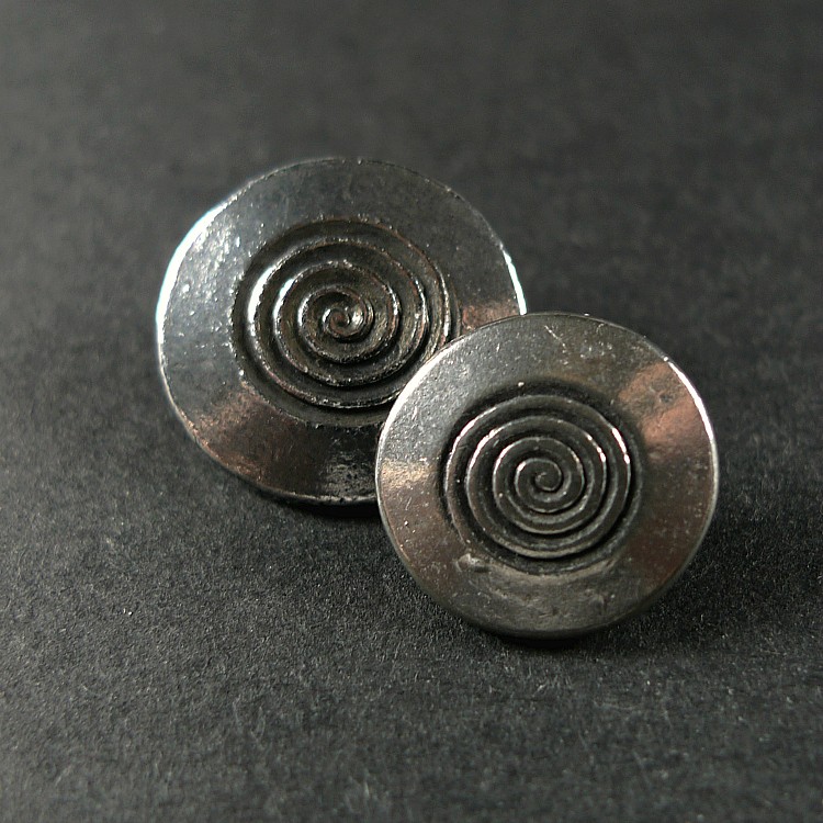 Tinnknapper Ætt | Perlehuset nettbutikk alt i knapper, garn, perler og utstyr