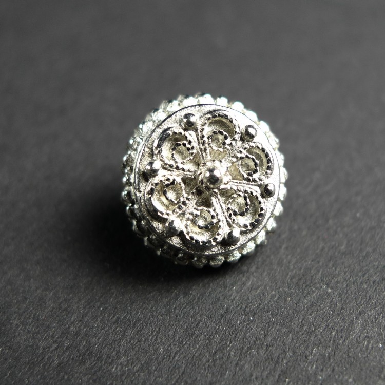 Tinnknapper Bunadsknapper håndlaget Hollenderknappen | Perlehuset nettbutikk alt i knapper, garn ...