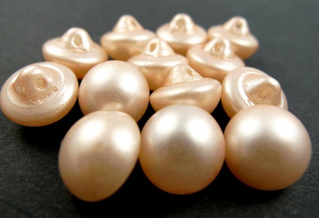 Knapper 1/2 kule glass rosa | Perlehuset nettbutikk alt i knapper, garn ...