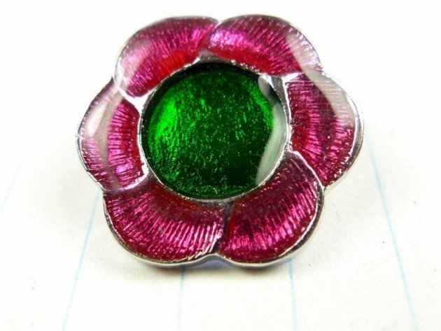 Barneknapp blomst med emalje 2 | Perlehuset nettbutikk alt i knapper, garn, perler og utstyr